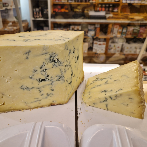 Stichelton, a wonderful, strong unpasteurised blue cheese – The ...