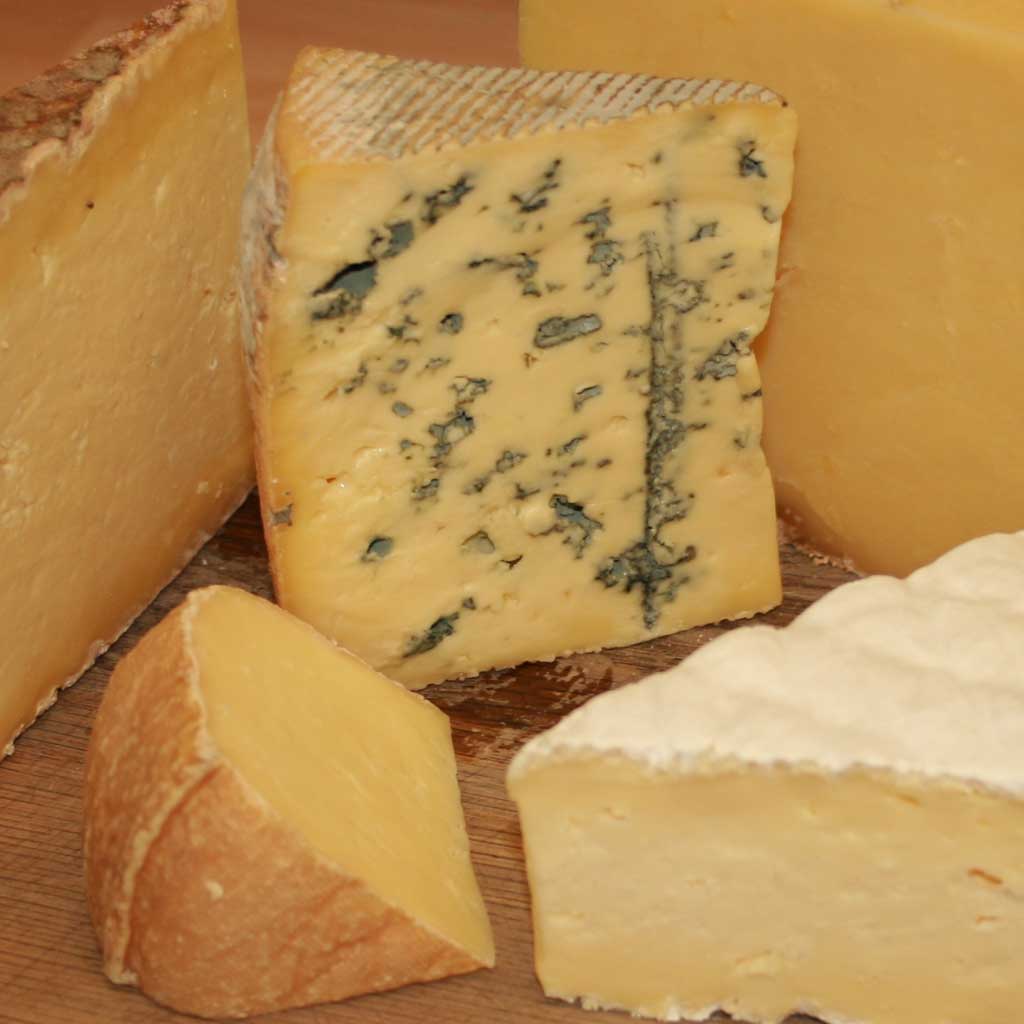Wonderfully curated £25 British Cheese Selection, UK wide delivery ...