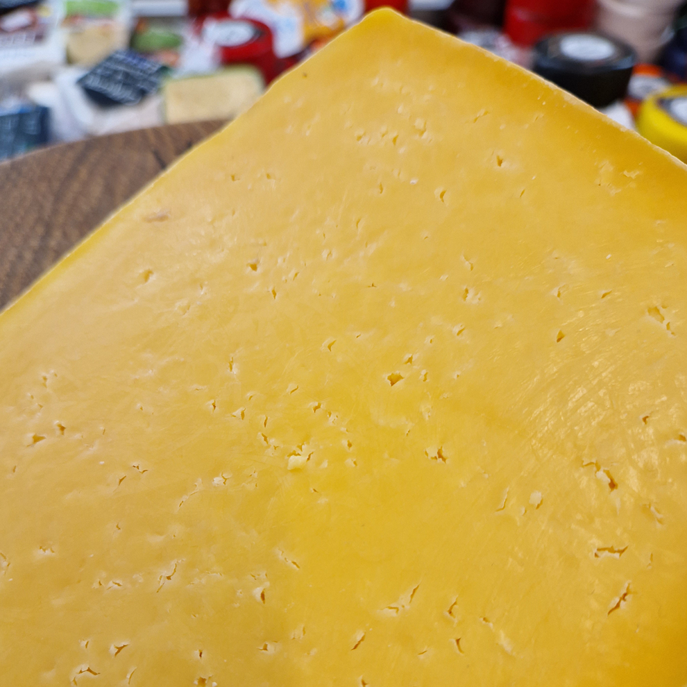 Double Gloucester, Cloth bound traditional cheese – The Mousetrap ...