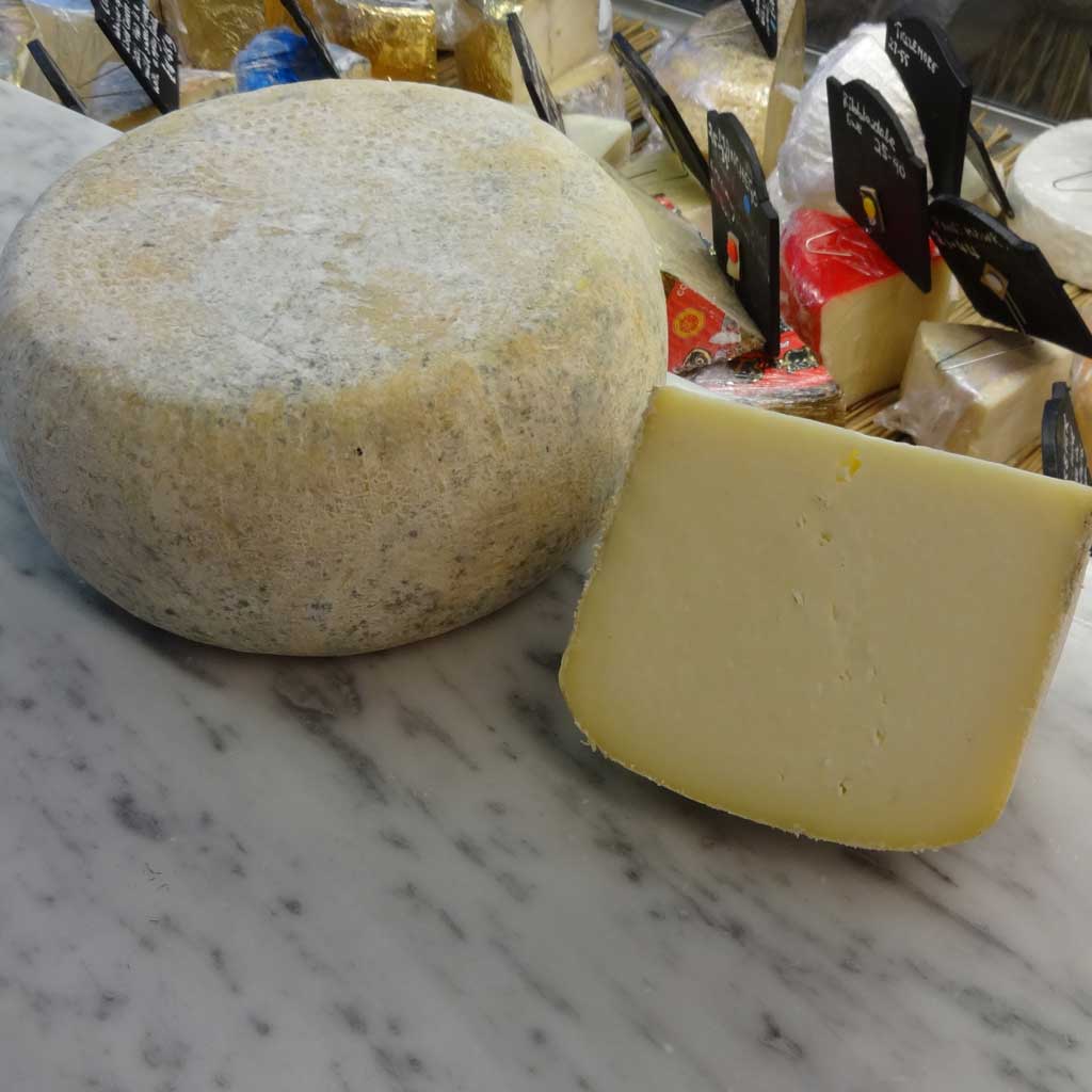 Monkland, brine bathed crumbly Herefordshire , Raw Cheese – The ...