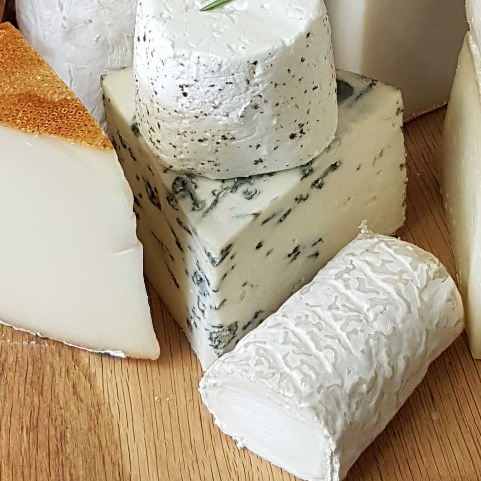 Mrs Bell's Blue, soft, tangy Ewe's milk blue cheese – The Mousetrap ...